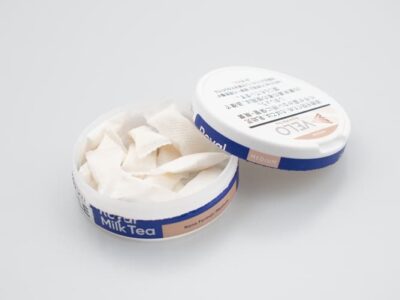 【先行レビュー】新味 ベロ・ロイヤルミルクティー・ミディアム・ナノ登場！5月30日より発売、1パック300円 | TabaNavi（タバナビ）